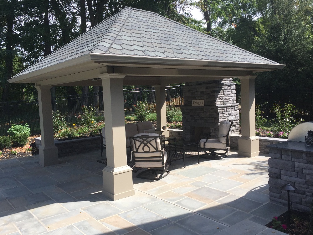 5 Awesome Patio Materials for Your Outdoor Living Space